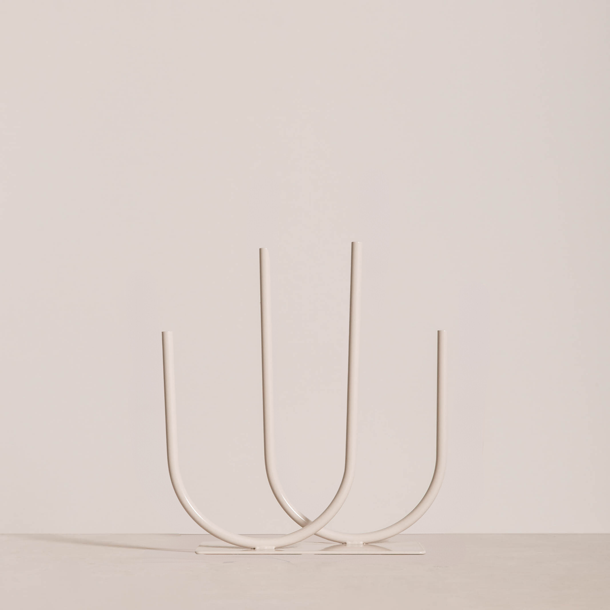 Mini Holly Single Stem Vase in Latte – House of Harvey Co.