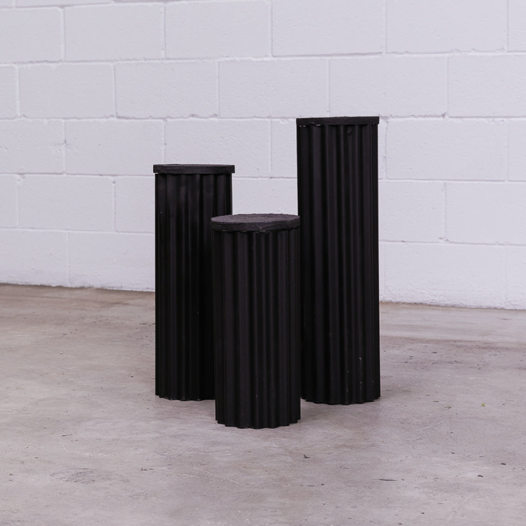 Ripple Plinths in Black (Set of 3) – House of Harvey Co.